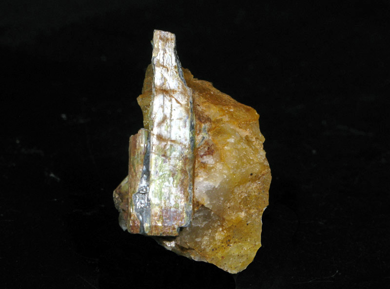 Bismuthinite gallery